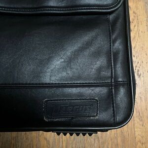 Targus | Bags | Targus Laptop Computer Case Bag Padded Carry On ...